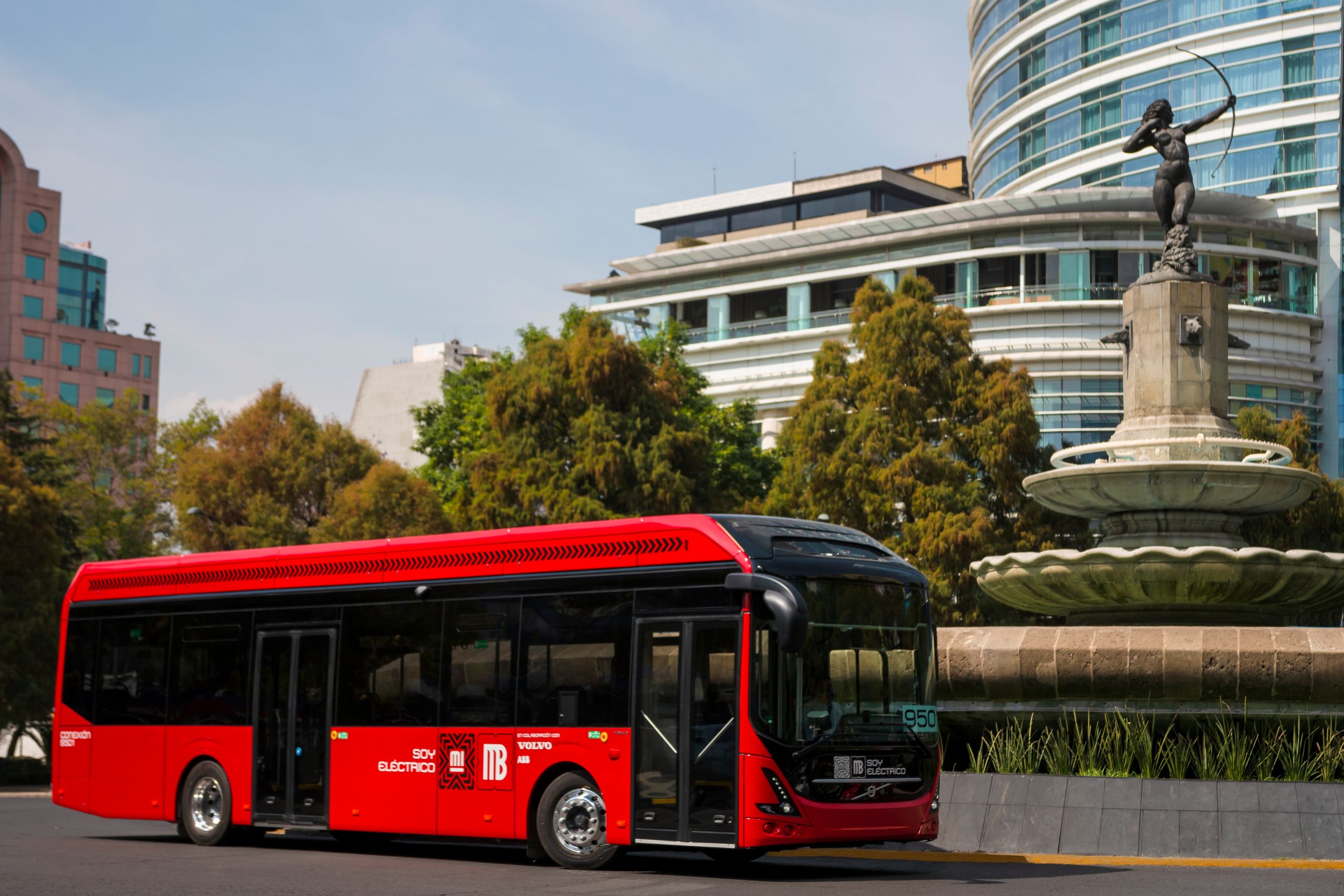 Volvo fará teste inédito com ônibus 100% elétrico em Santiago, no Chile ...