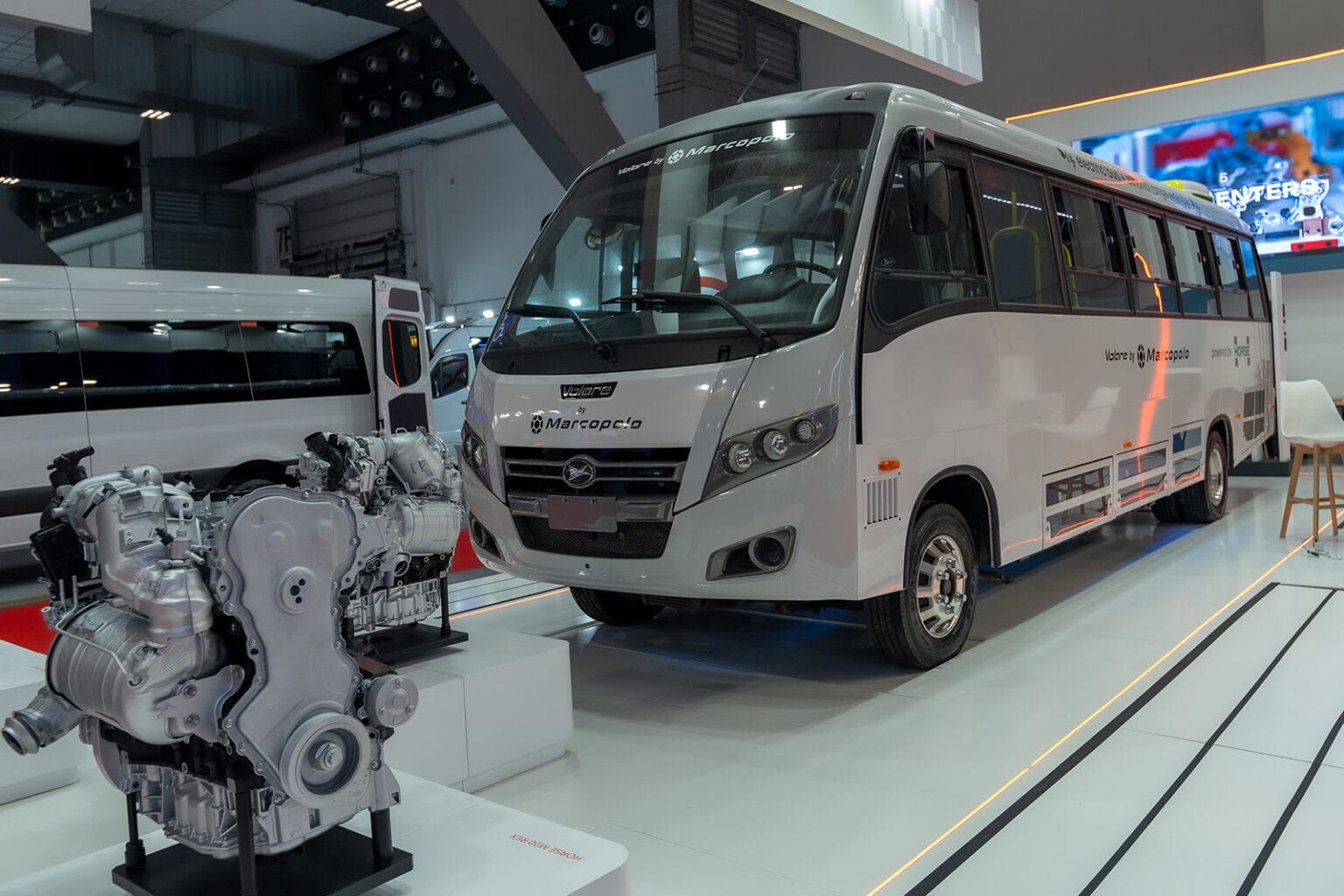 Volare apresenta micro-ônibus híbrido movido a etanol na Busworld ...